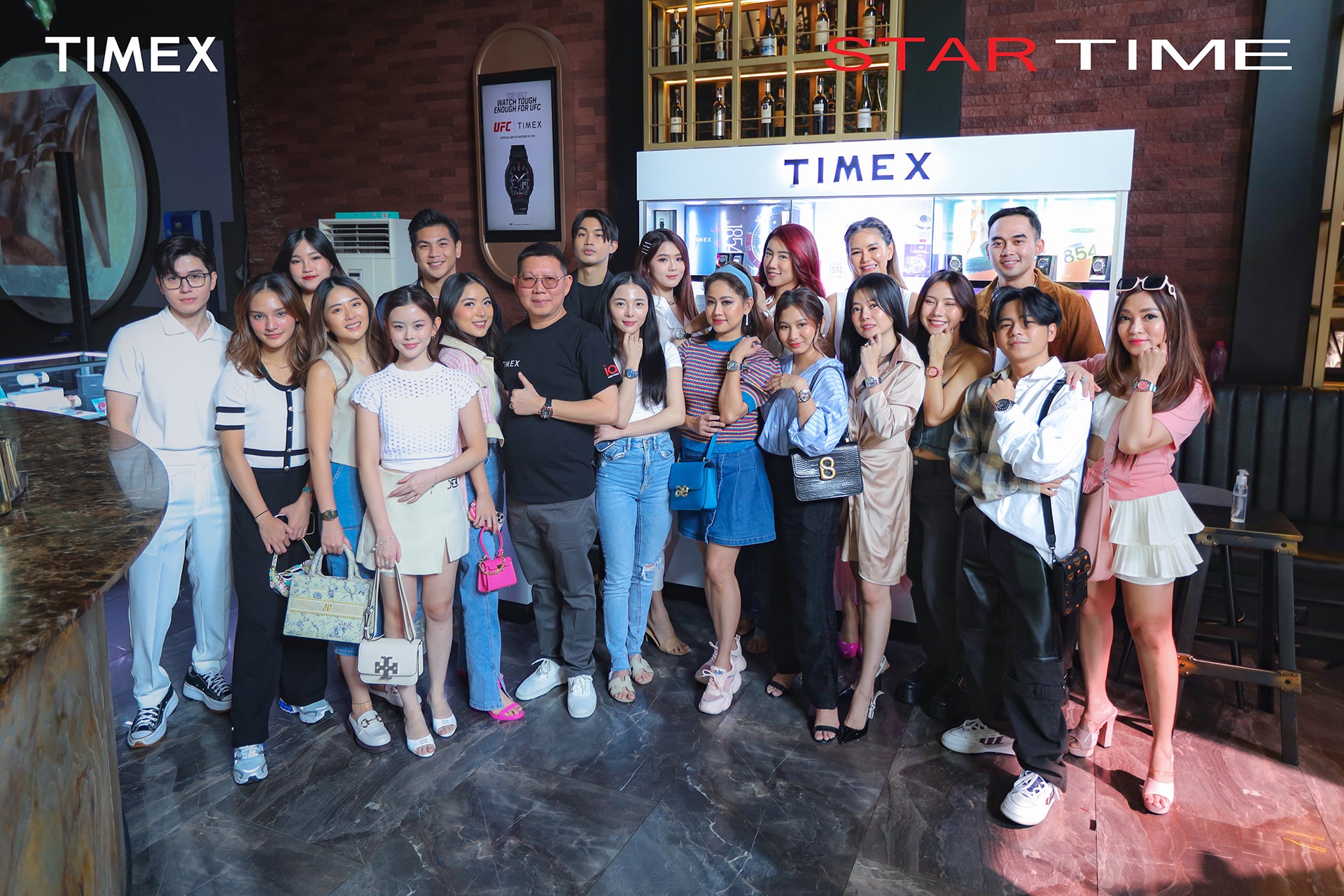 Koleksi Terbaru Jam Tangan TIMEX Kolaborasi Peanuts dan UFC Kini Ada d ...